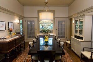 Stonehurst Place Bed & Breakfast Reviews, Deals & Photos 2024 - Expedia