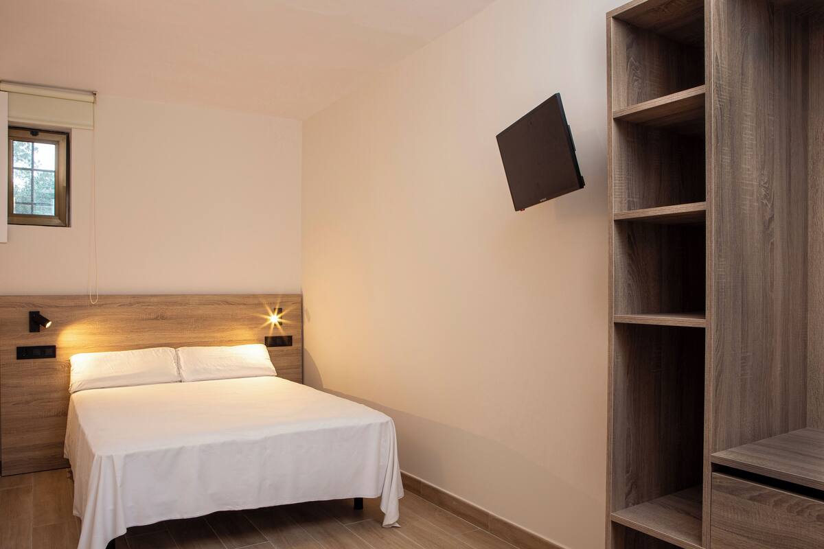 Cofre no quarto, Wi-fi grátis, roupa de cama fornecida 