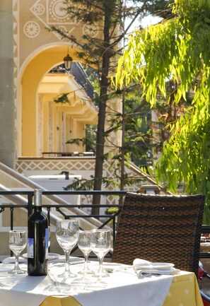Café da manhã, almoço e jantar