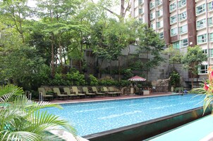 Piscina exterior sazonal 