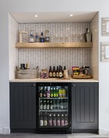 Pequeno-almoço continental diário mediante uma taxa 