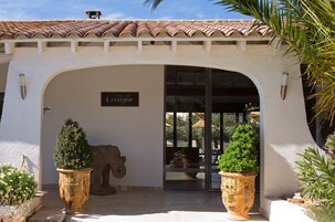 Entrada do alojamento