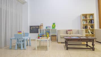 Área de recreio para crianças (coberta)