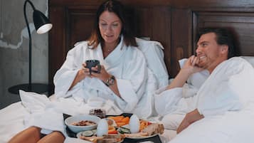 Quarto luxo, 1 cama King | Roupas de cama premium, camas com colchões pillow-top