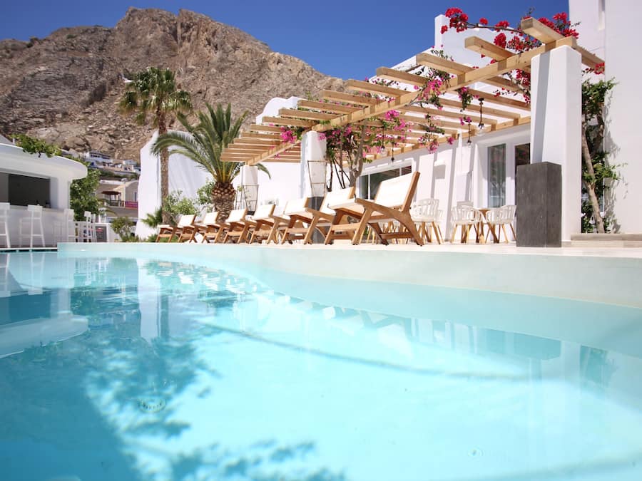 Bar junto à piscina