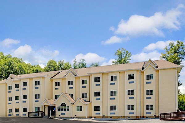 Microtel Inn & Suites By Wyndham Bryson City - Cherokee, NC