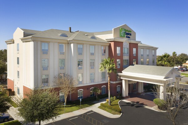 Holiday Inn Express Hotel & Suites Uvalde By Ihg - Uvalde, TX