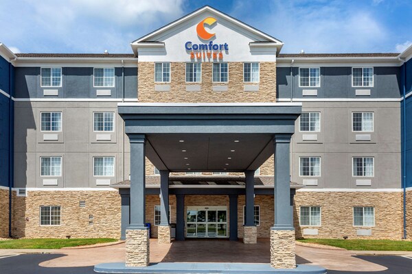 Comfort Suites Clarksville Near Governors Square Mall - Clarksville, TN