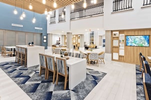 Pequeno-almoço tipo buffet diário incluído