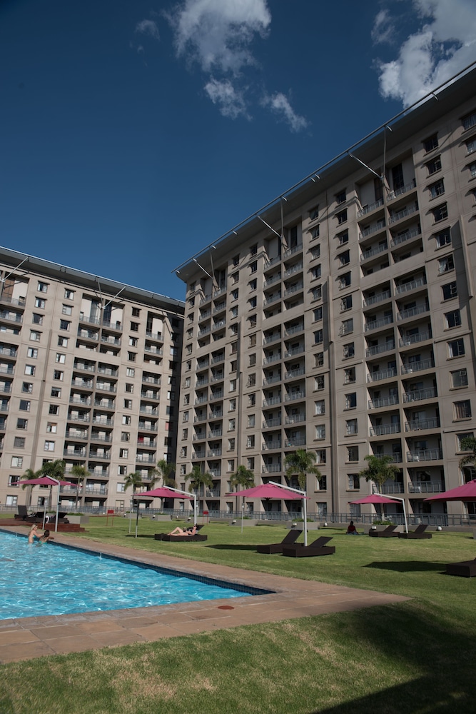 Westay Westpoint Apartments - Randburg