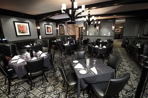 5 restaurantes, é servido almoço