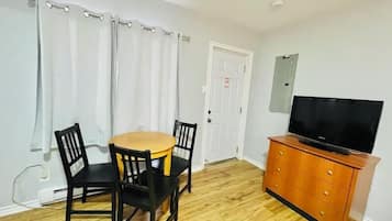 Suite-Estúdio Familiar | Refeições no quarto
