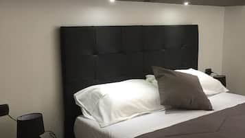 Quarto Duplo Superior | Roupa de alta qualidade, edredões de penas