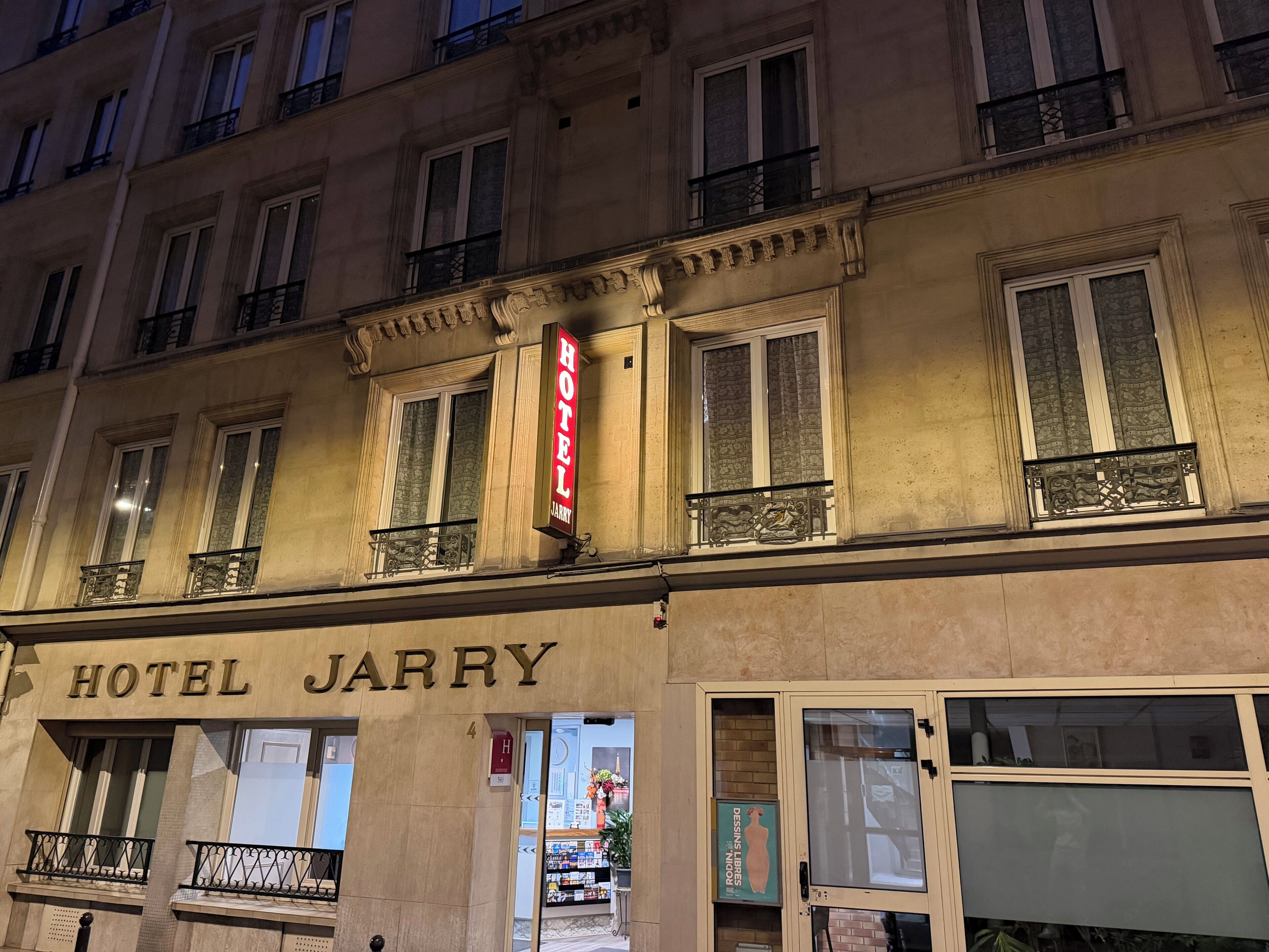 Fachada da propriedade