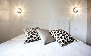 Quarto Duplo (Privilege) | Com decoração personalizada, com mobília individualizada, secretária 