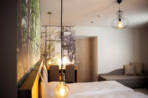 Quarto Triplo | Edredões de penas, cofre no quarto, secretária, Wi-fi grátis 