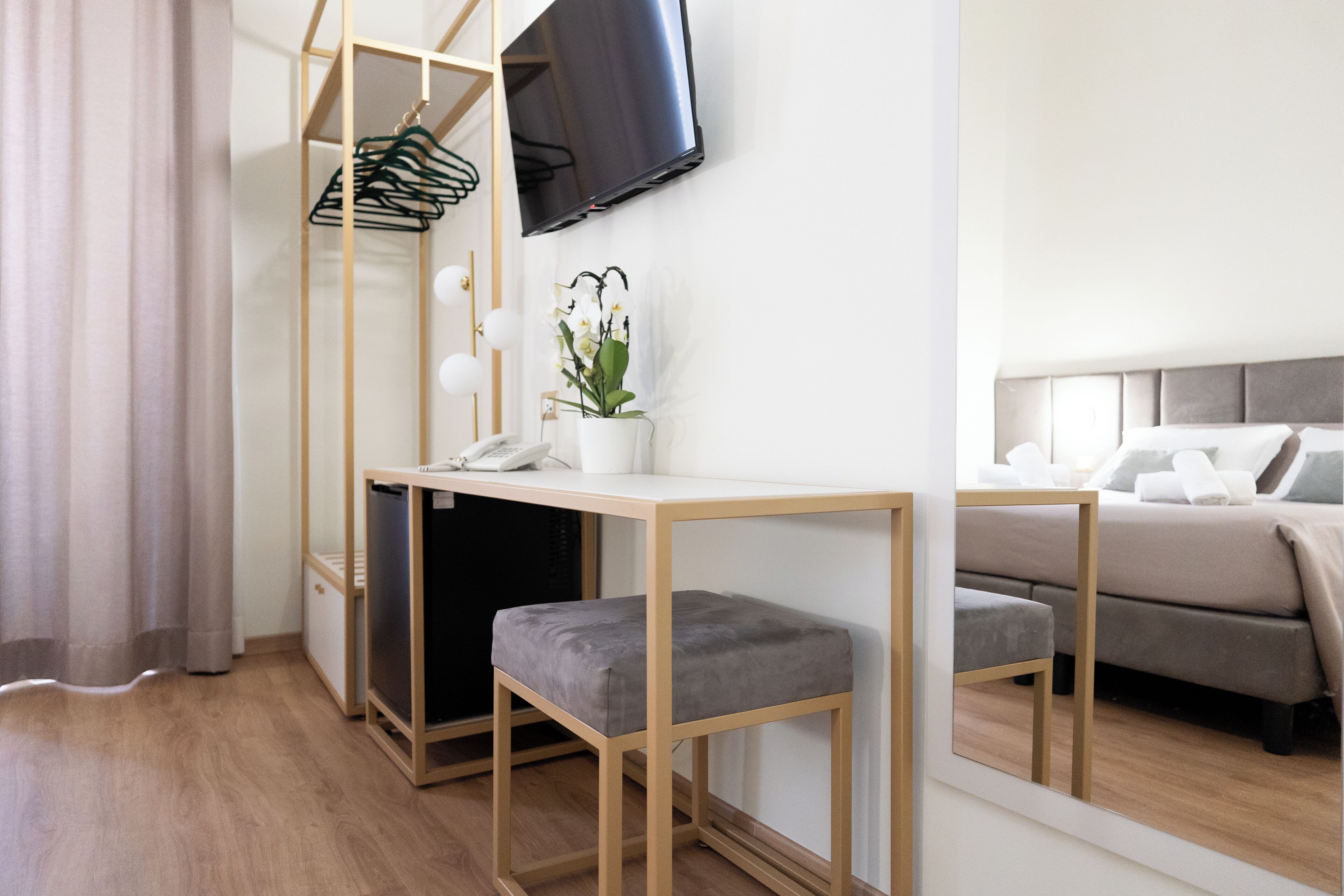 Quarto Duplo Deluxe | Cofre no quarto, secretária, cortinas/cortinados opacos, Wi-fi grátis 