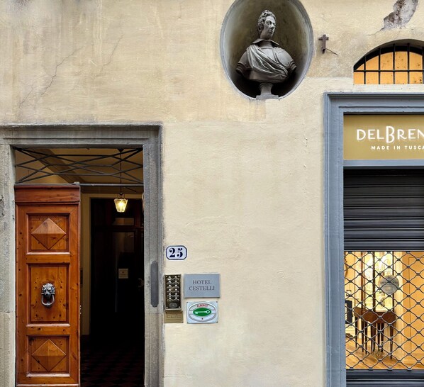 Entrada do alojamento