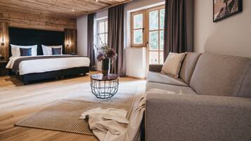 Grand Deluxe Room | Cofres nos quartos, Wi-Fi de cortesia, roupa de cama