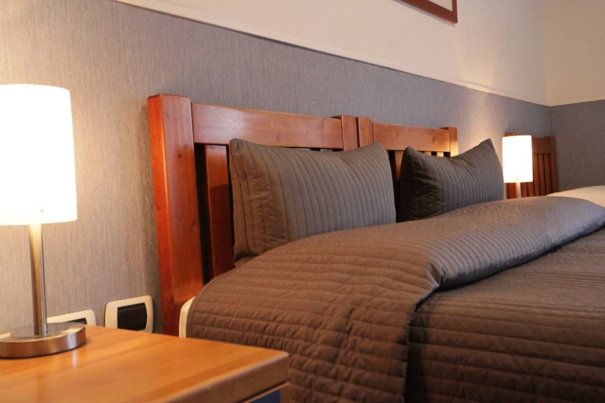 Quarto Individual | 2 quartos, roupa de alta qualidade, minibar, secretária