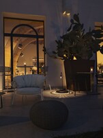 Pequenos-almoços, almoços, jantares servidos, cozinha regional 