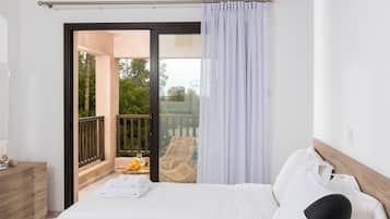 1 quarto, individualmente decorados, individualmente mobiliados