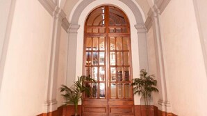 Entrada (vista interior)