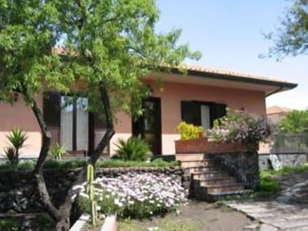 Sotto Il Vulcano - Nicolosi