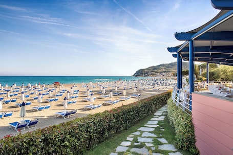 Terraço/pátio interior. Grand Hotel Diana Majestic