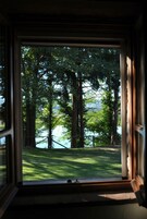 Apartamento Superior, 2 quartos, cozinha, vista para o jardim | Vista do quarto