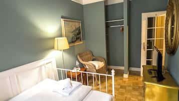 Com decoração personalizada, cortinas/cortinados opacos