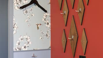 Com decoração personalizada, com mobília individualizada