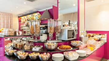 Pequeno-almoço tipo buffet diário incluído