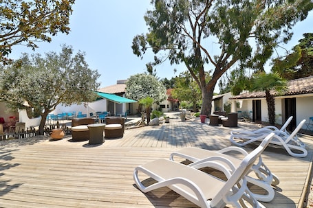 Terraço/pátio interior. Hôtel les Rizières
