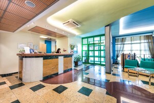 Entrada (vista interior)