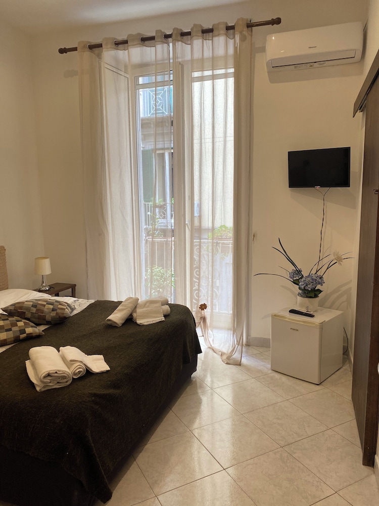 B&b Plebiscito Home - Nápoles