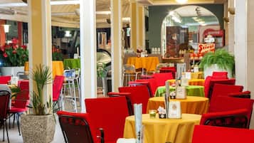 Almoço e jantar, frutos do mar