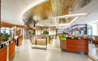 3 restaurantes: servem pequenos-almoços, almoços e jantares