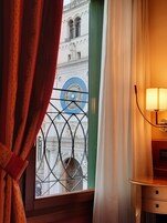 Quarto Duplo ou Twin Panorâmico, Vista para a cidade | Lençóis italianos Frette, roupa de alta qualidade, minibar, secretária 