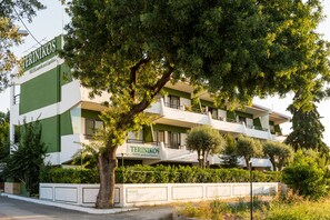 Fachada da propriedade