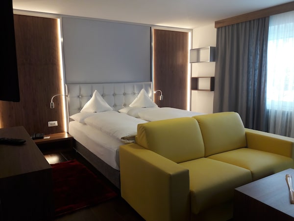 Ruster Resort - Alps