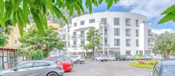 Hotel White Waters - Machico