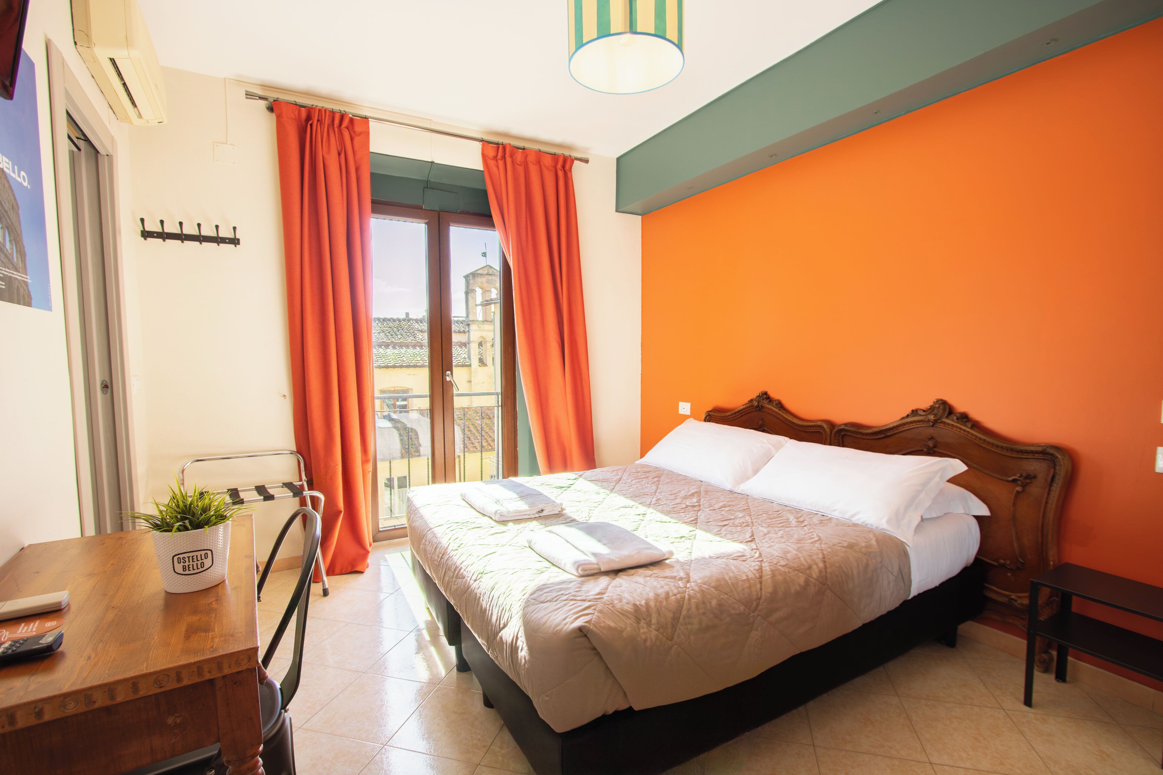 Quarto Duplo ou Twin | Cofre no quarto, secretária, ferro/tábua de engomar, Wi-fi grátis 