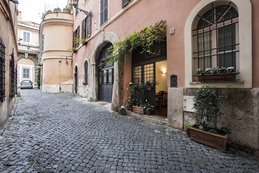 Arco Del Lauro Bed & Breakfast - Рим