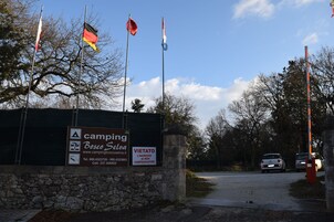 Entrada do alojamento