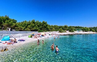 Perto da praia, serviço de traslado de/para a praia, toalhas de praia
