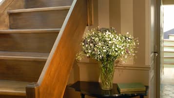 Duplex, cozinha | Área de estar | Smart TV, dock para iPod