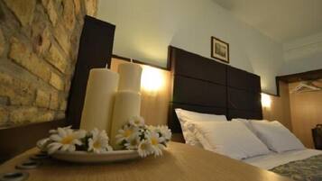 Quarto Duplo ou Twin | Secretária, quartos insonorizados, Wi-fi grátis