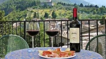 Pequenos-almoços, almoços, jantares servidos, cozinha italiana