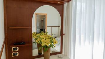 Suite | Cofre no quarto, secretária, Wi-fi grátis, roupa de cama fornecida